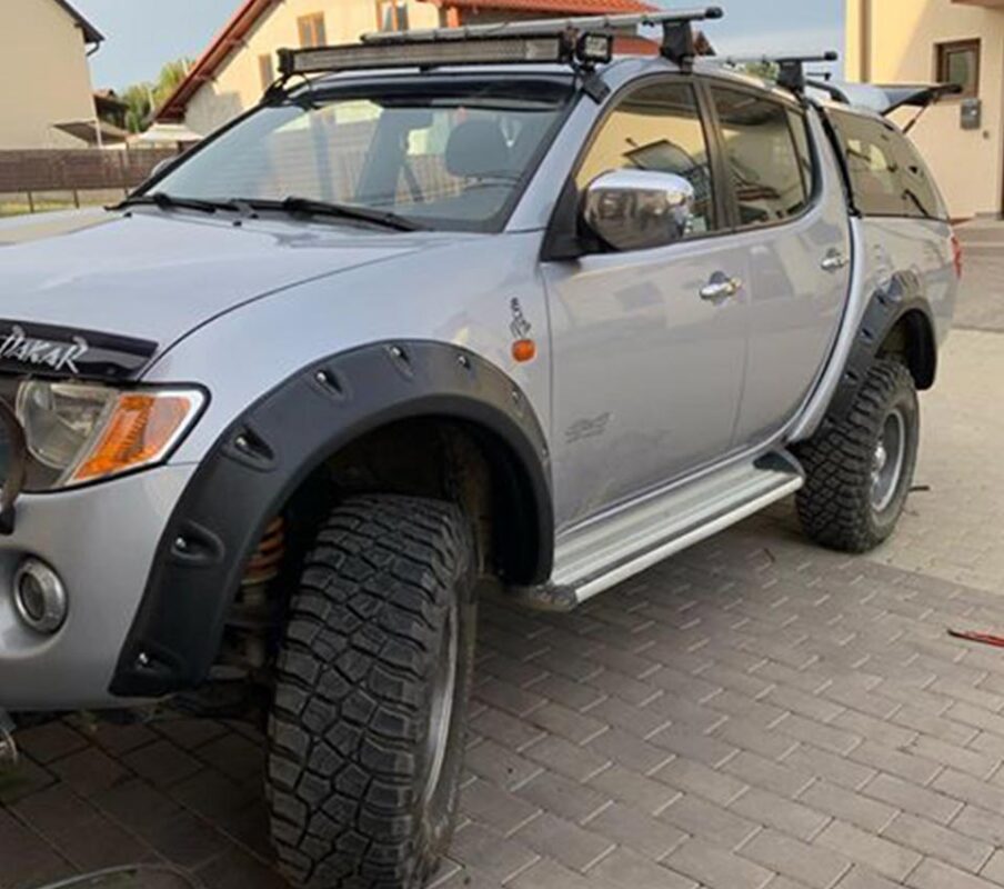 Mitsubishi L200 Fender Flares